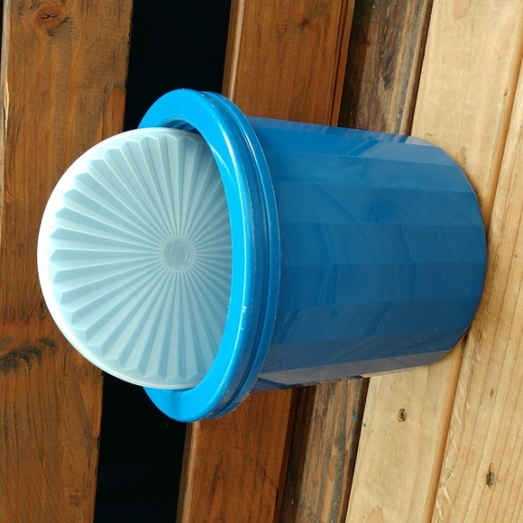 Tupperware | Kitchen | Vtg Tupperware Plastic Ice Bucket | Poshmark